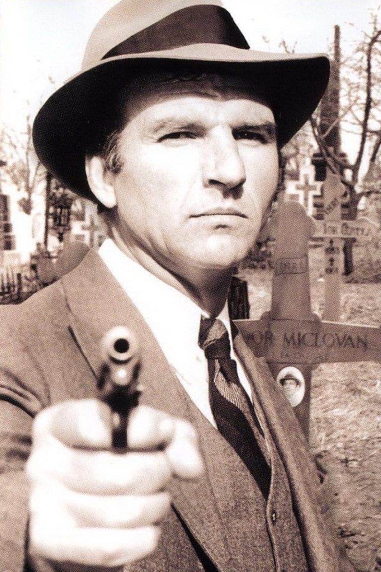 Ilarion Ciobanu a fost răpus de cancer faringian. Se odihnește în Marea ...