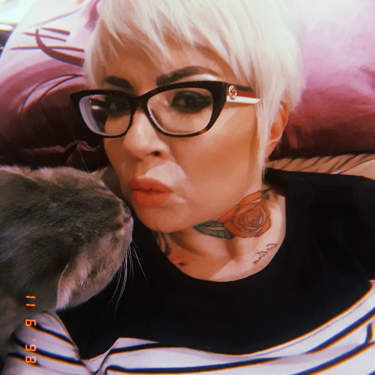 Sunteți curioși cum arată Catinca Roman acum? Are un tatuaj imens ...