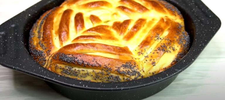 Chec umplut cu mere. O rețetă inedită – Rețete și vedete