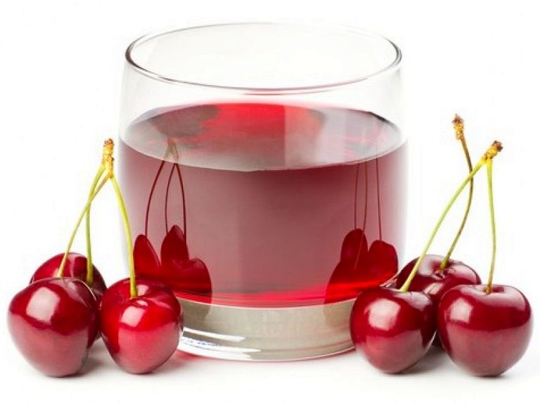 Lichior de cireșe pregătit după o rețetă din anul 1908. Nu există ceva ...